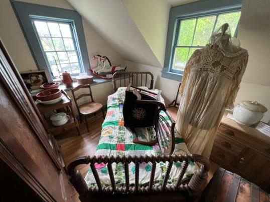The Van Allen House/Oakland Historical Society 3 Franklin Avenue ...