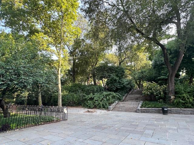 Carl Schurz Park – Visiting a Museum: The Unique, Unusual, Obscure and ...