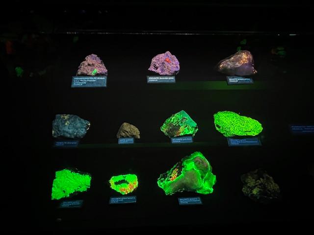 Franklin Mineral Museum 32 Evans Street Franklin, NJ 07416 – Visiting a ...